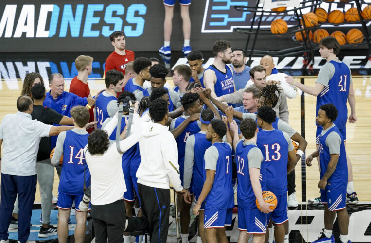‘End of an era’: What will KU basketball lose if it no longer has walk ...